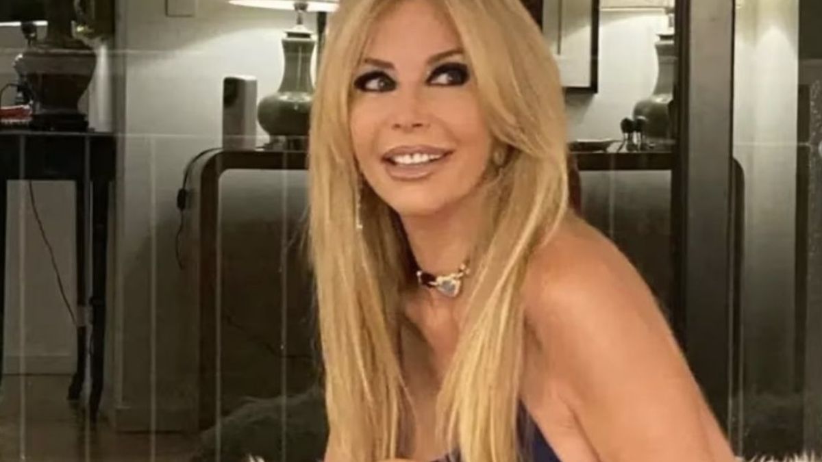 A los 71 años, Graciela Alfano deslumbra con su cuerpo bailando en un yate