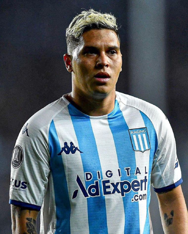 Racing: el posteo de Juanfer Quintero tras irse de urgencia a Colombia ...