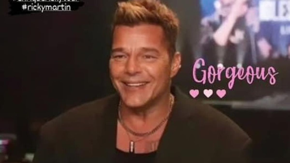 Estallaron los memes por el nuevo rostro de Ricky Martin