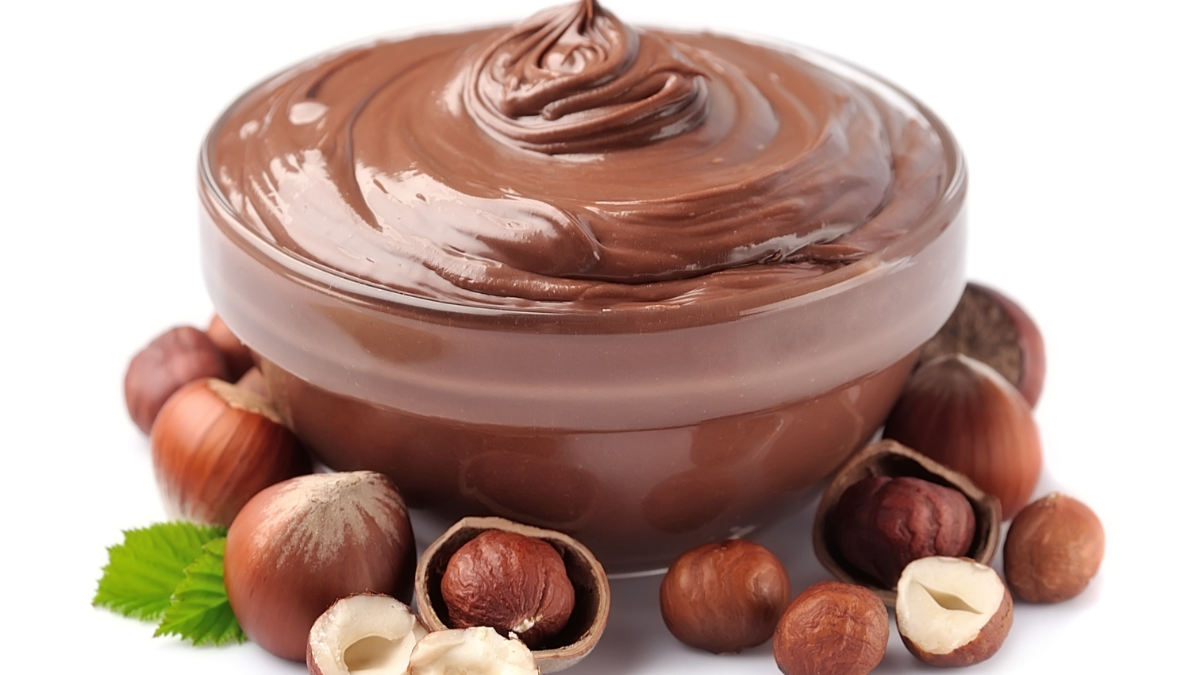 Crema de chocolate y avellanas super deliciosa y sencilla: lista en 6 pasos