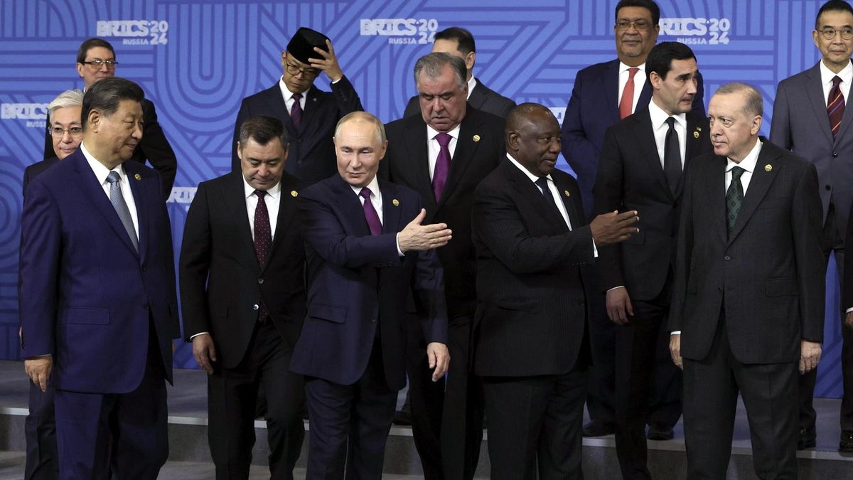 Vladimir Putin abre la reunión con los BRICS sin callar nada en su discurso
