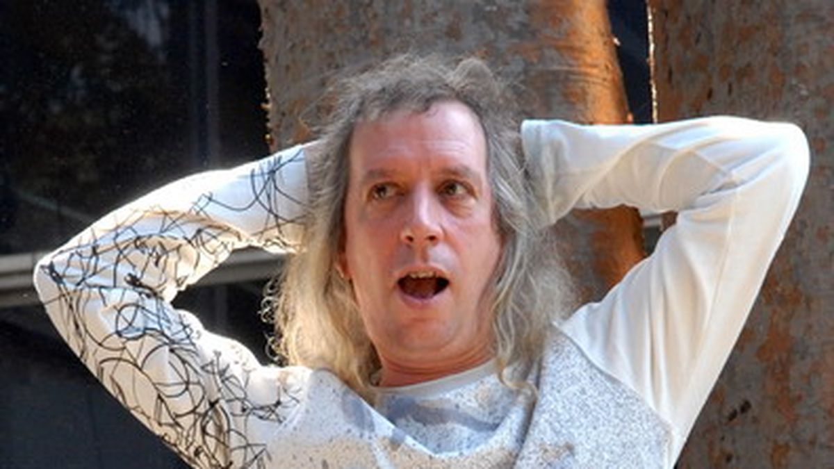 Vuelve Capusotto a escena con una comedia insólita y su hija como ...