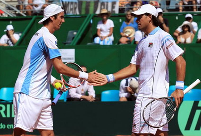 Chela y Schwank ganan el dobles y Argentina se mete en cuartos de final