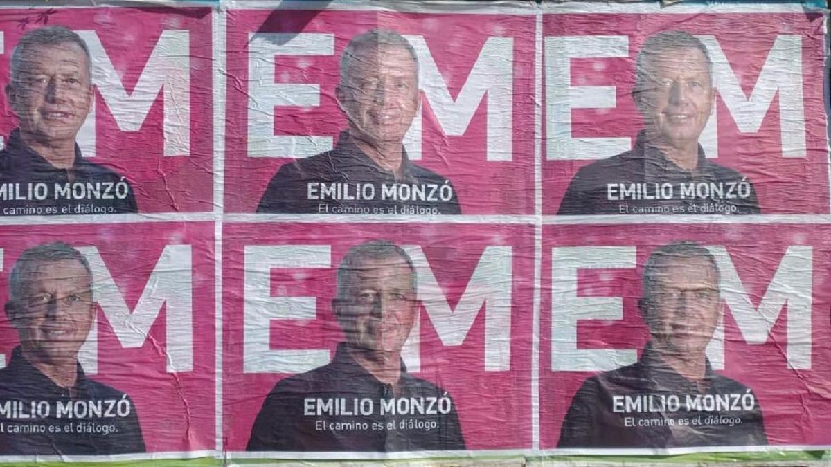 El motivo por el que la campaña de Emilio Monzó se convirtió en meme