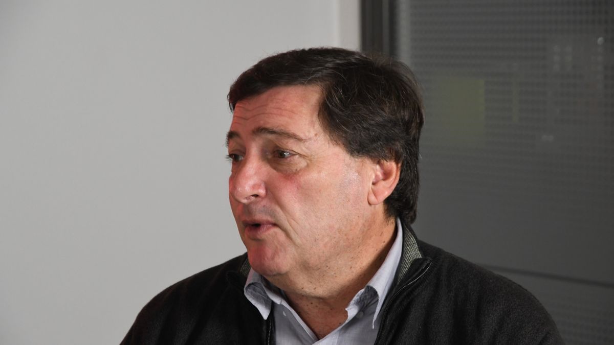 Omar Parisi respaldó a Massa y apuntó duramente contra De Marchi