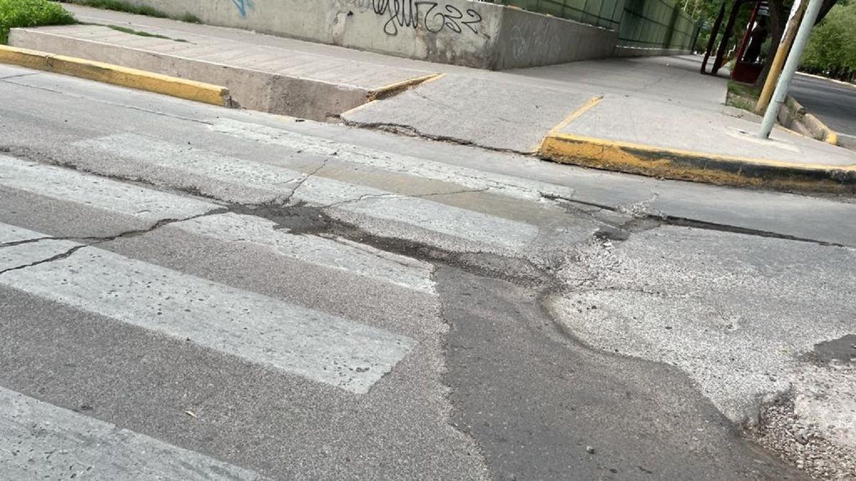 Pasé y miré: el mal estado de las calles de un barrio de la capital