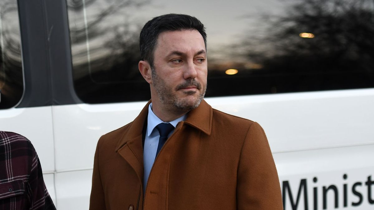 Arde la interna de la UCR: Luis Petri y Rodrigo De Loredo estallaron ...