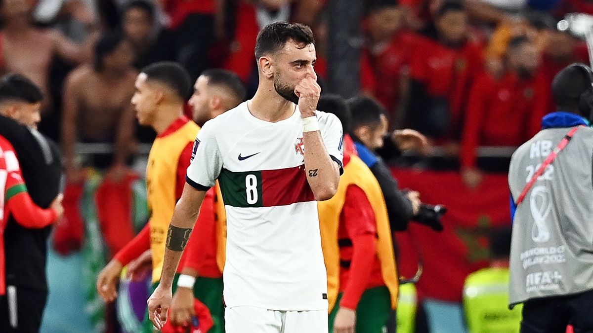 El palito de Bruno Fernandes a Cristiano Ronaldo tras la expulsión ante ...