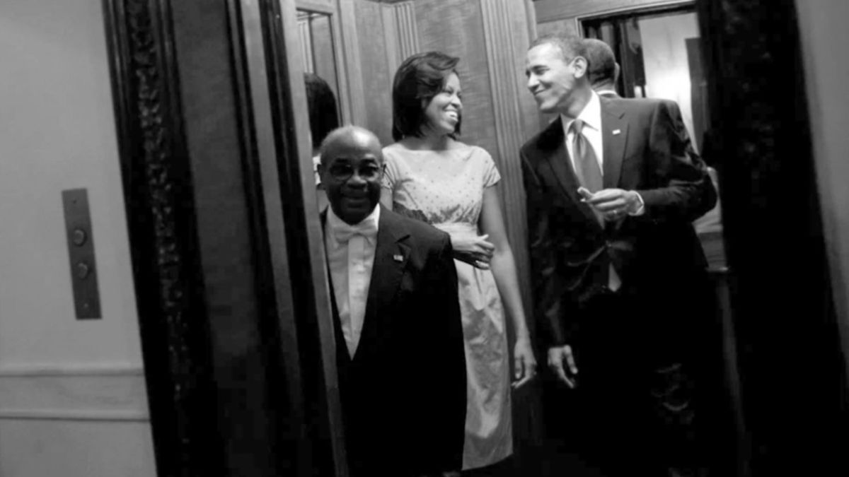 El virus mató al exmayordomo de la Casa Blanca: trabajó para 11 ...