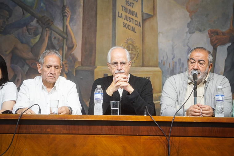 Hay peronismo para rato: Jorge Taiana encabezó un acto junto a la CGT y ...