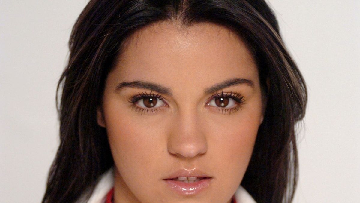 Así de hermosa lucía Maite Perroni en Rebelde
