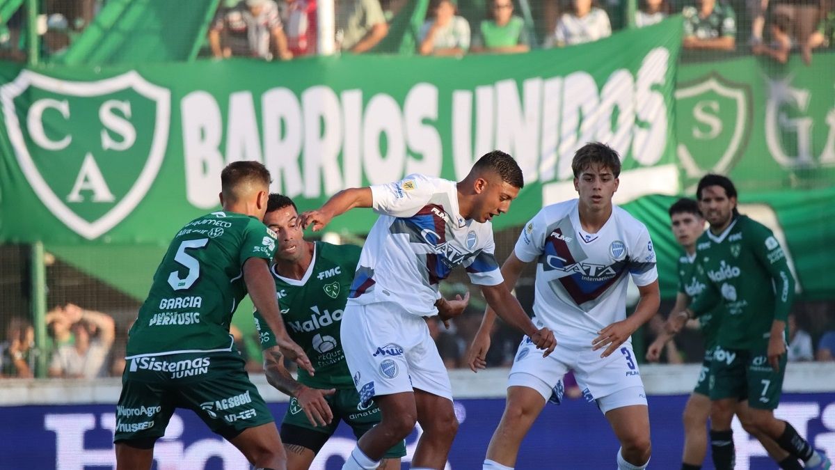 Con Petroli como figura, Godoy Cruz igualó sin goles ante Sarmiento en ...