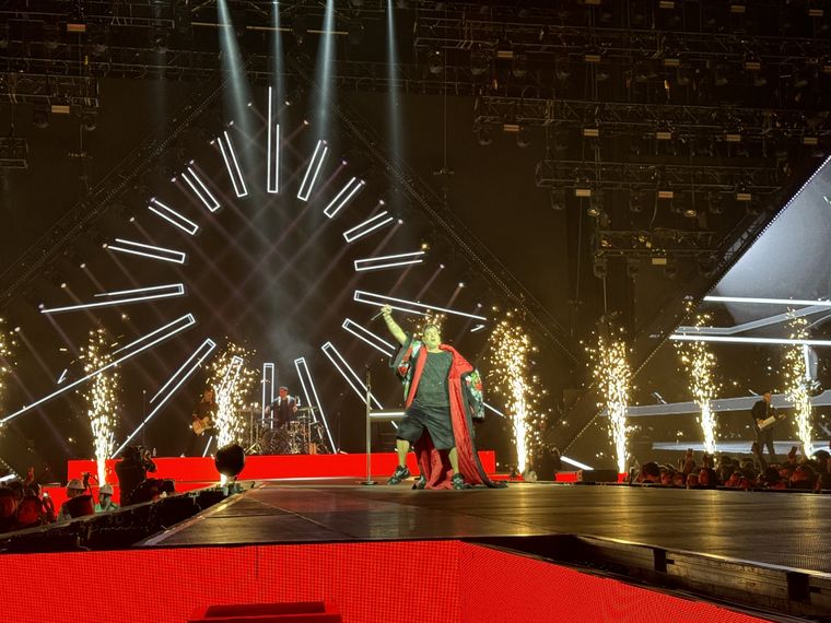 Tan Biónica y un nuevo viaje hacia un multiverso de emociones