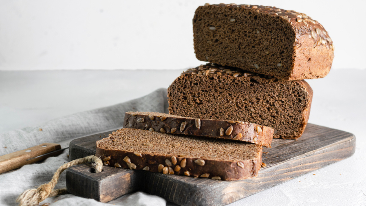 Pan de centeno: beneficios, propiedades y receta completa