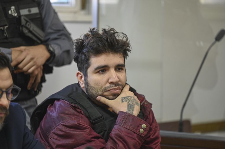 Sabag Montiel, el hombre solitario: concreto y conciso