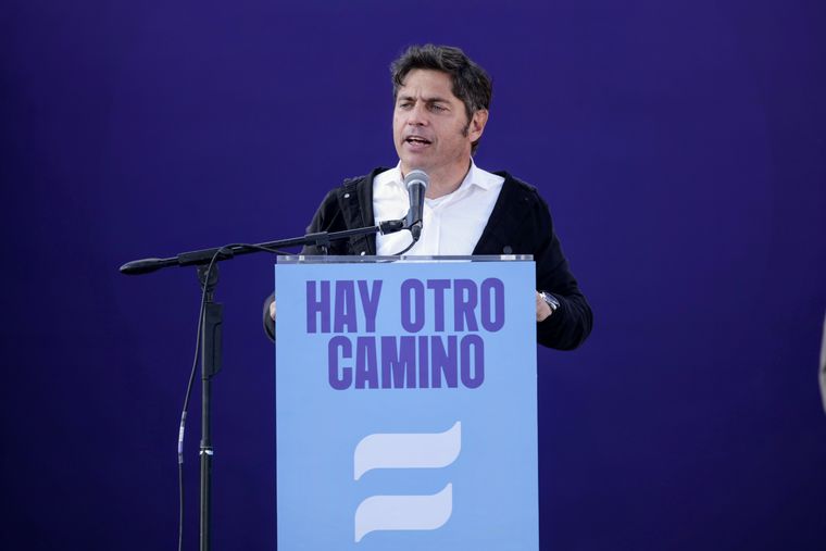 Luego de imponer condiciones, Cristina lo llamó a Axel Kicillof y se rearma Unión por la Patria