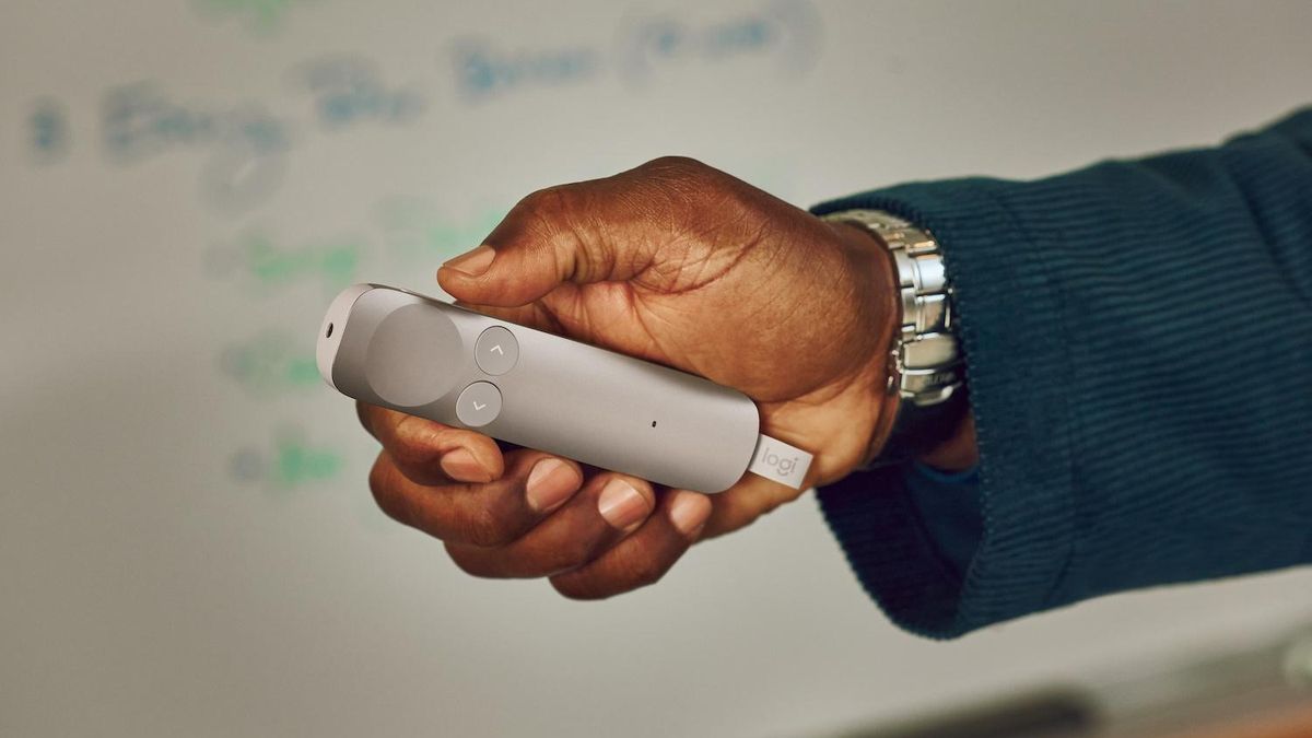 El nuevo Logitech Spotlight 2 asiste a los oradores para reducir el estrés