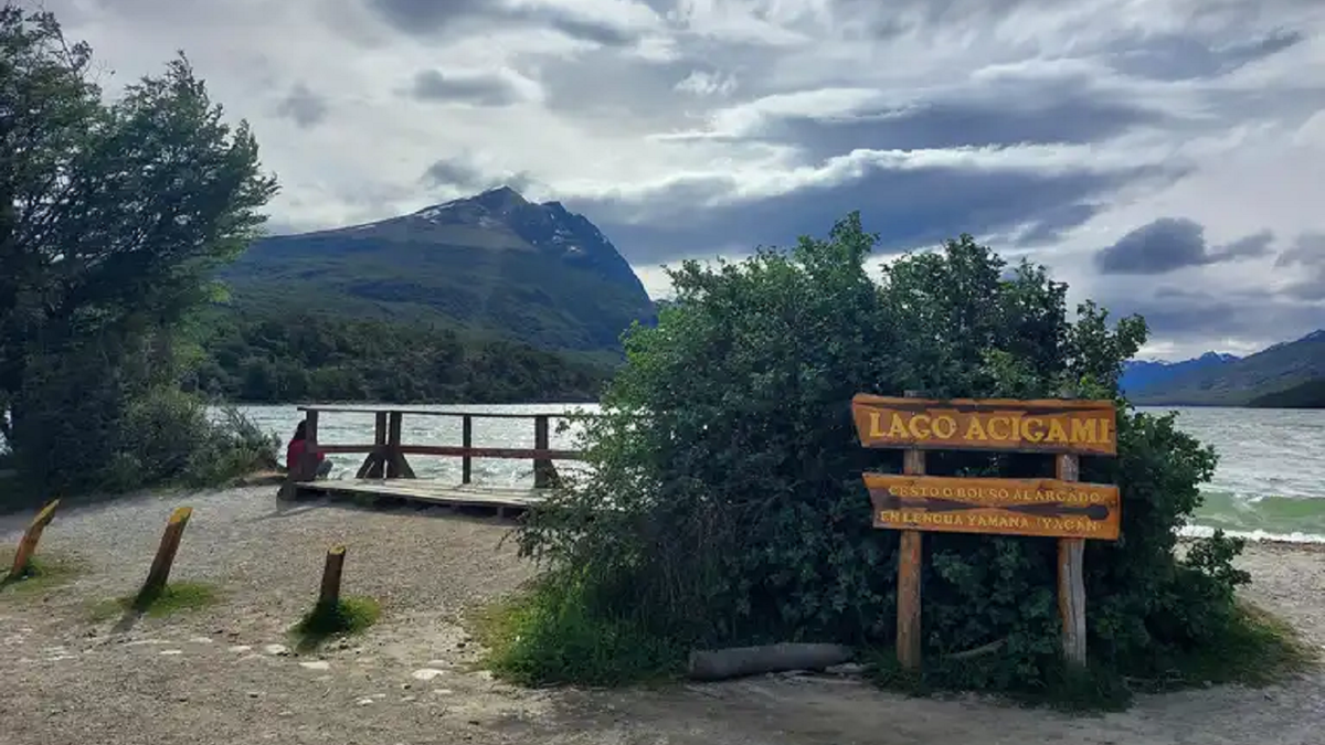El Lago Acigami volvió a llamarse Lago Roca por orden del Gobierno